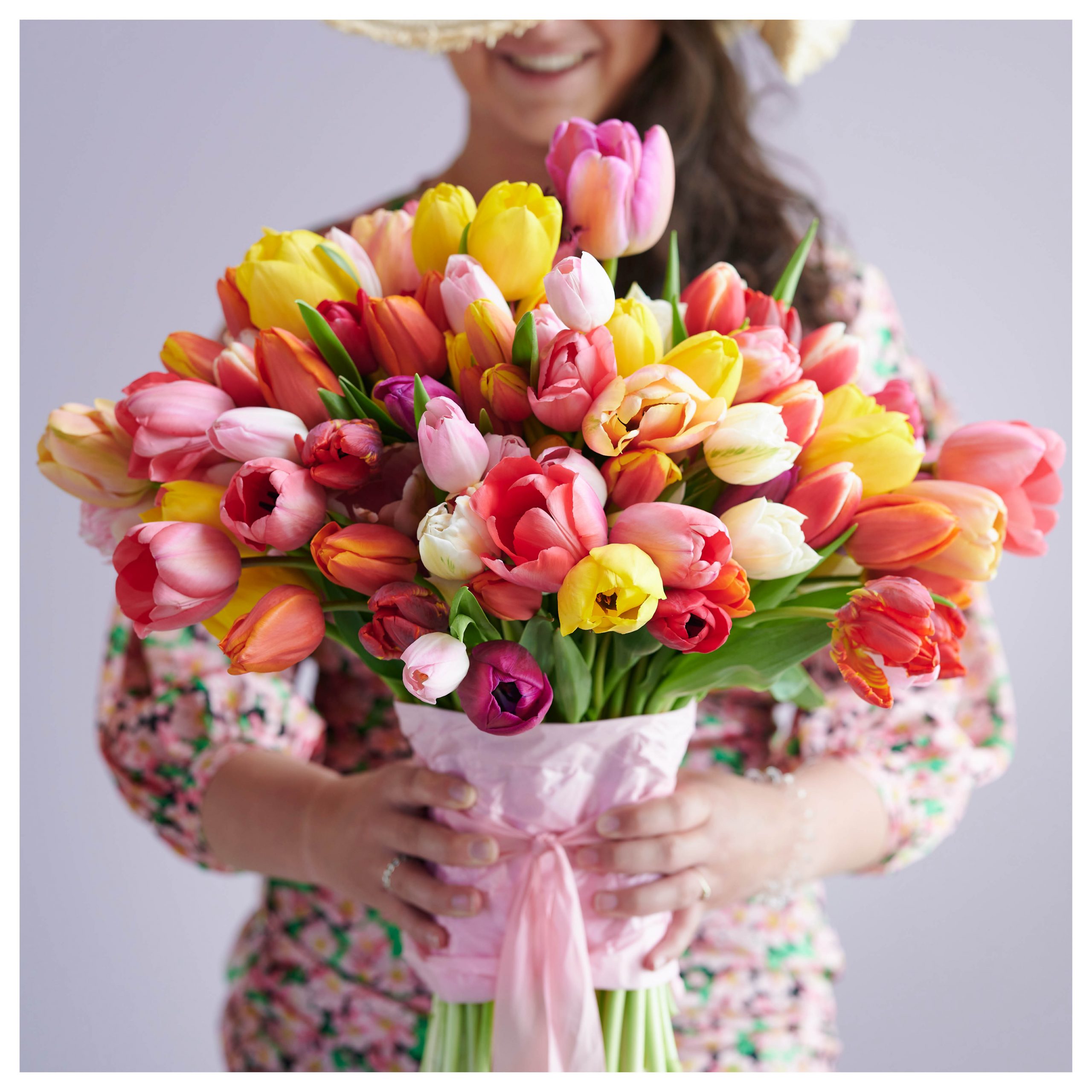 Triumph Tulip Mix (20 premium flower bulbs) - Plant & Bloom